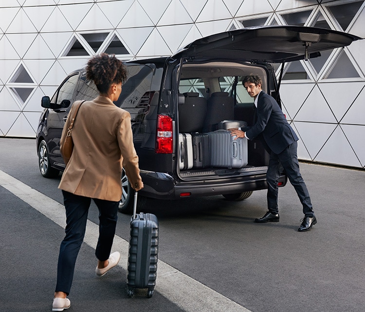 Noul Citroën Spacetourer - Furgonetă versatilă | Citroën Country